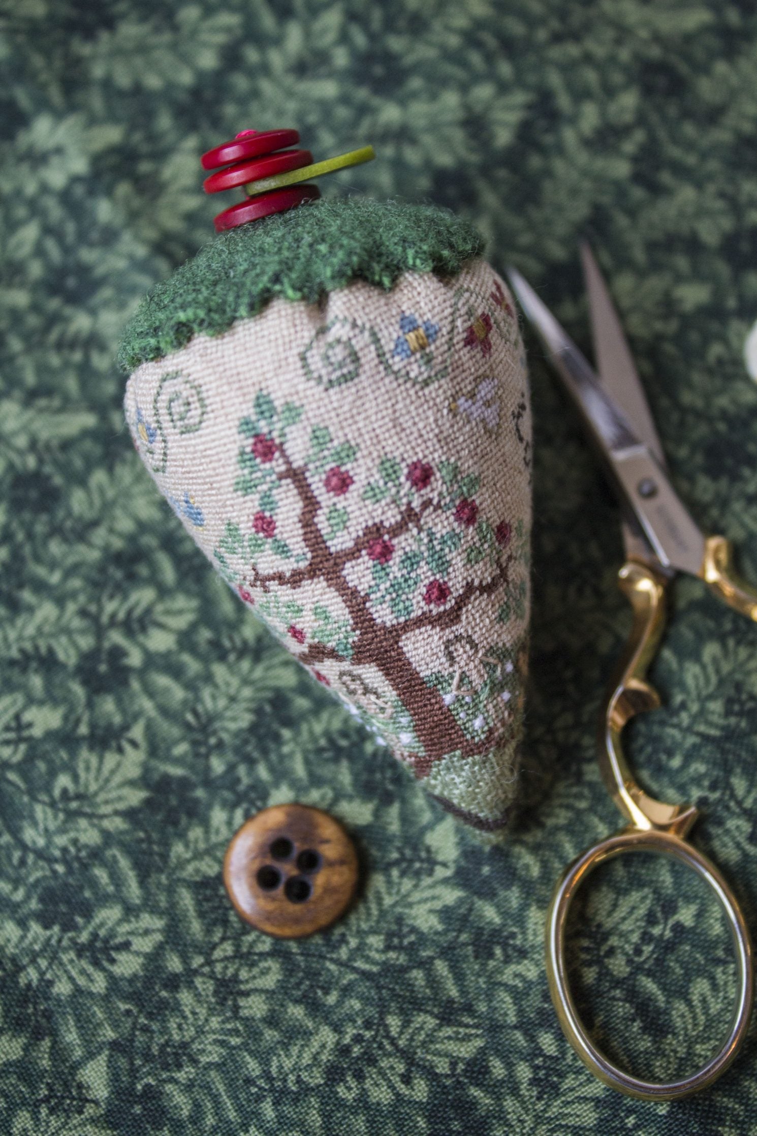 The Linen Berry Collection: Eden Berry by Erica Michaels – HouseOfStitches